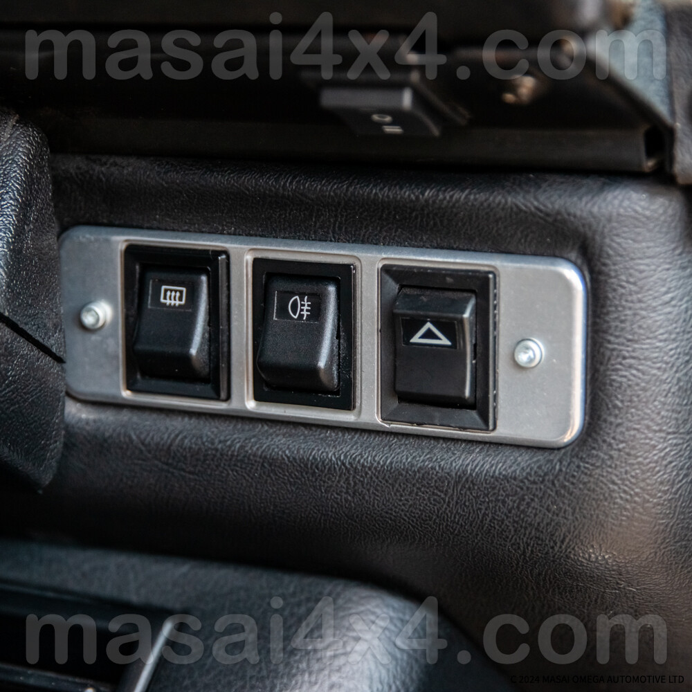 Billet Aluminium Switch Panel (for 3 Switches) for Land Rover Defender ...