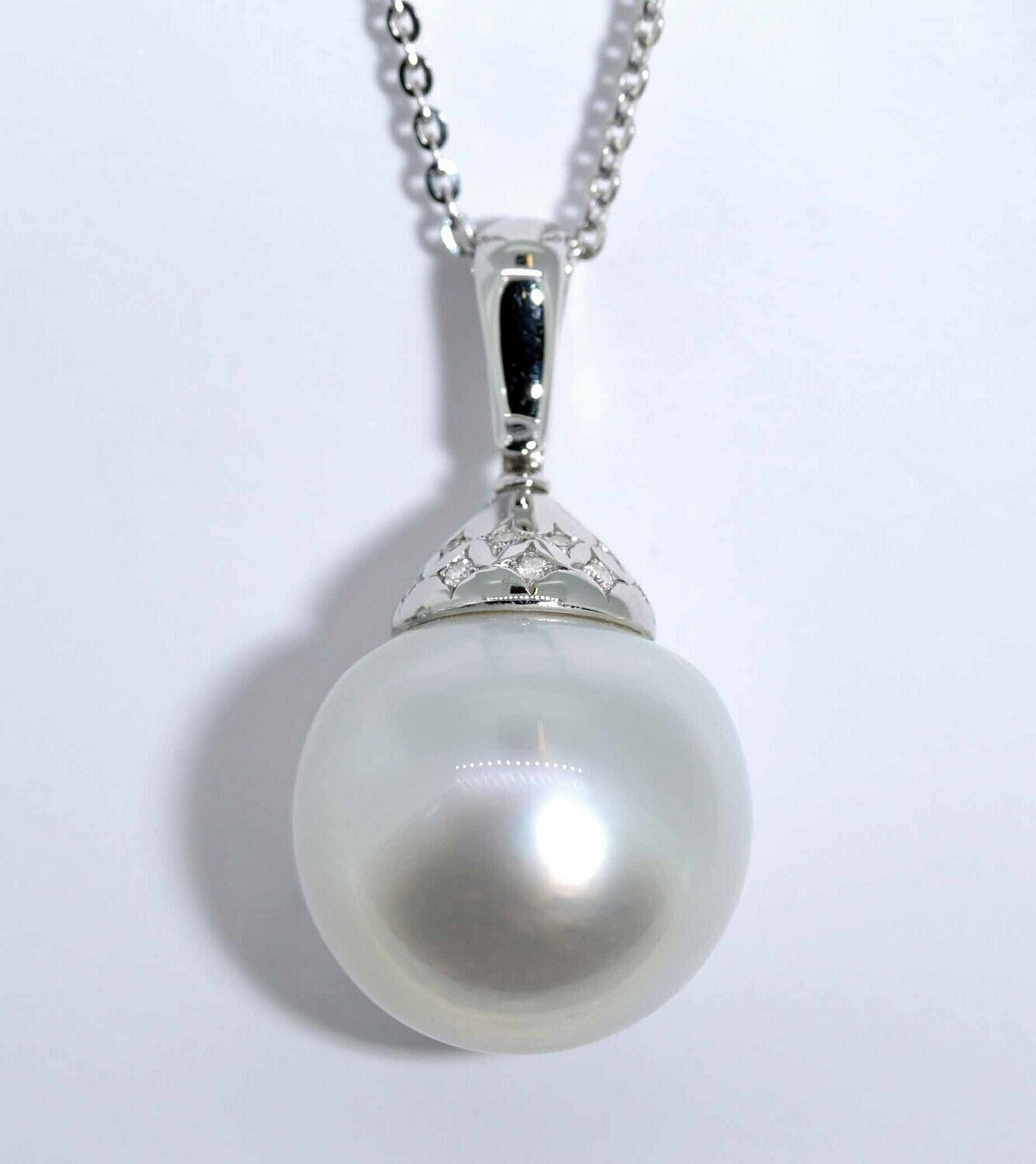 Autore Pearl Pendant