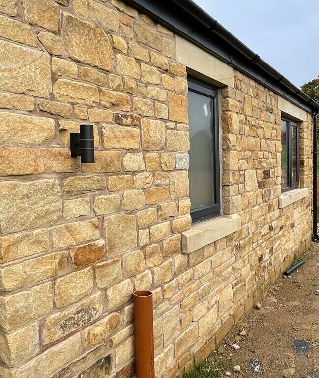 York Stone Random Cropped Real Stone Cladding Slips
