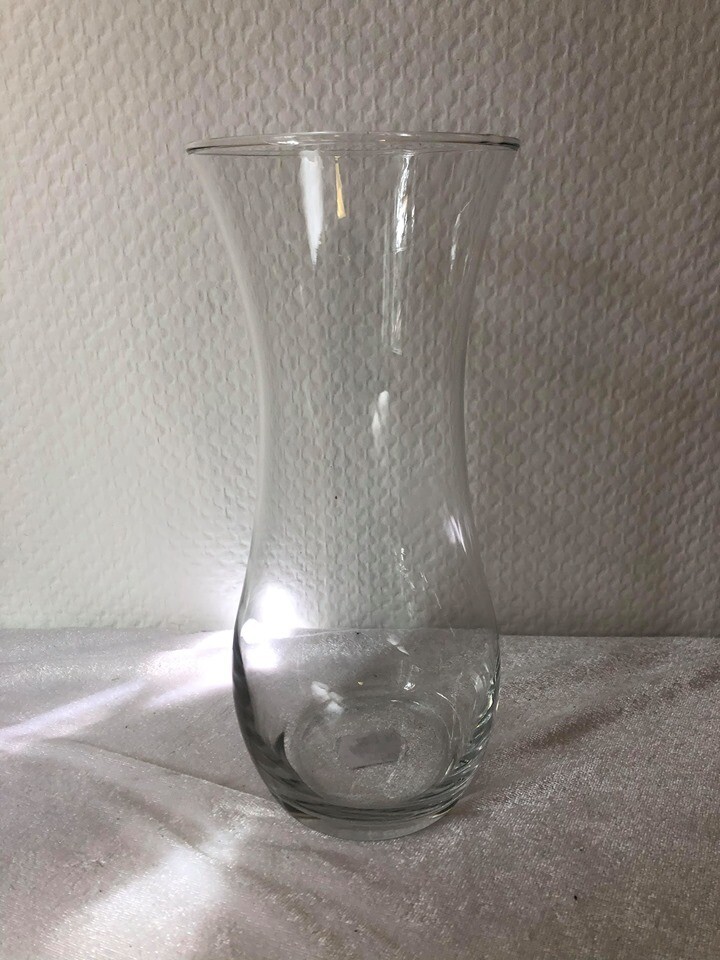 Vase transparent