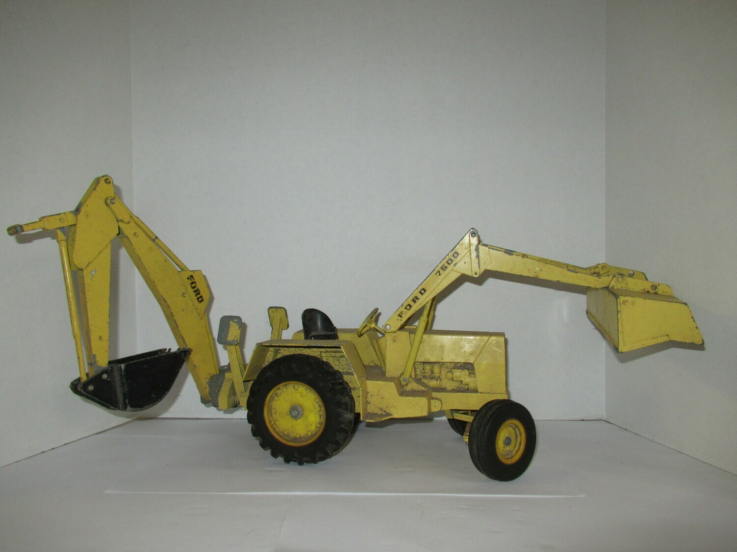 Large Vintage 1970's FORD 7500 Backhoe Tractor Metal Toy