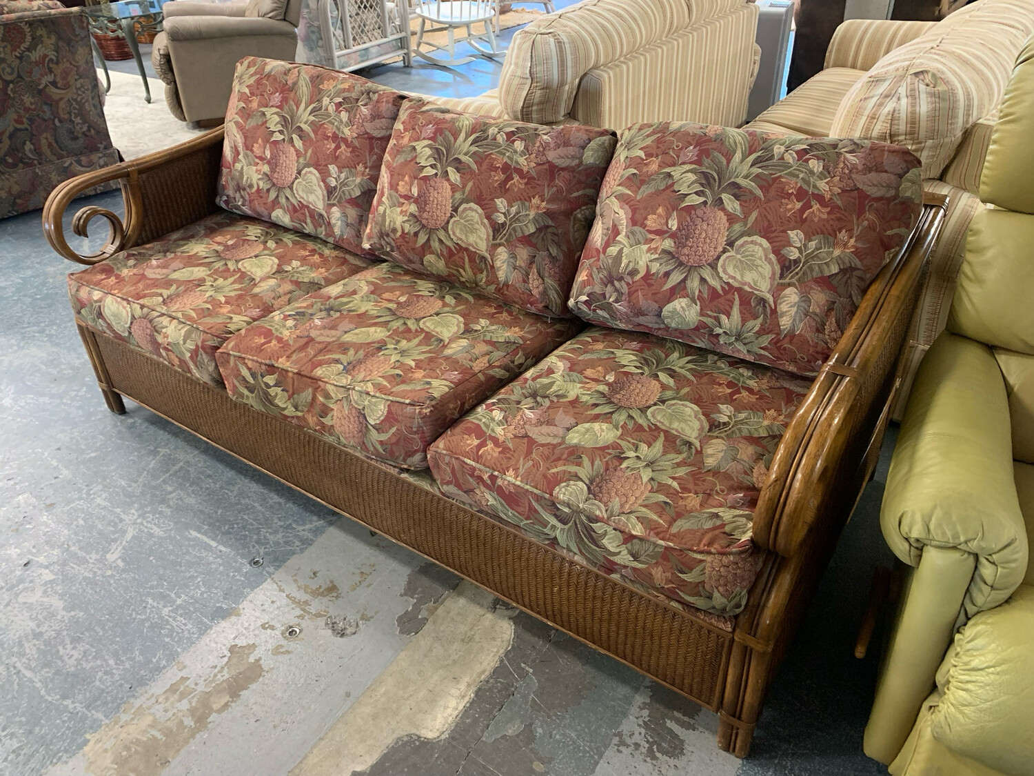 Pineapple Motif Rattan Sleeper Sofa