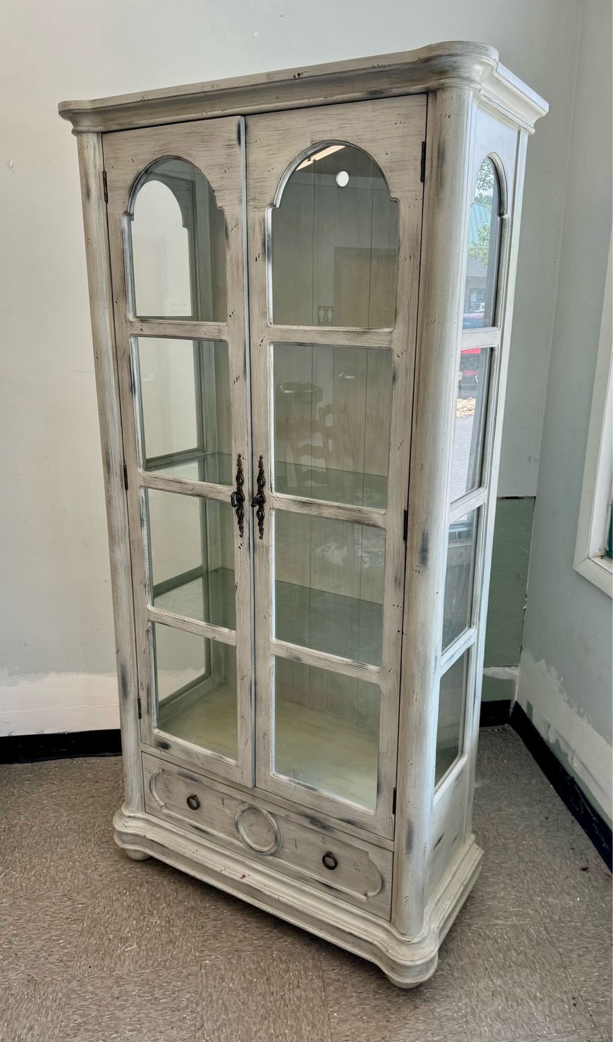 Stein World Five Colonies Display Cabinet