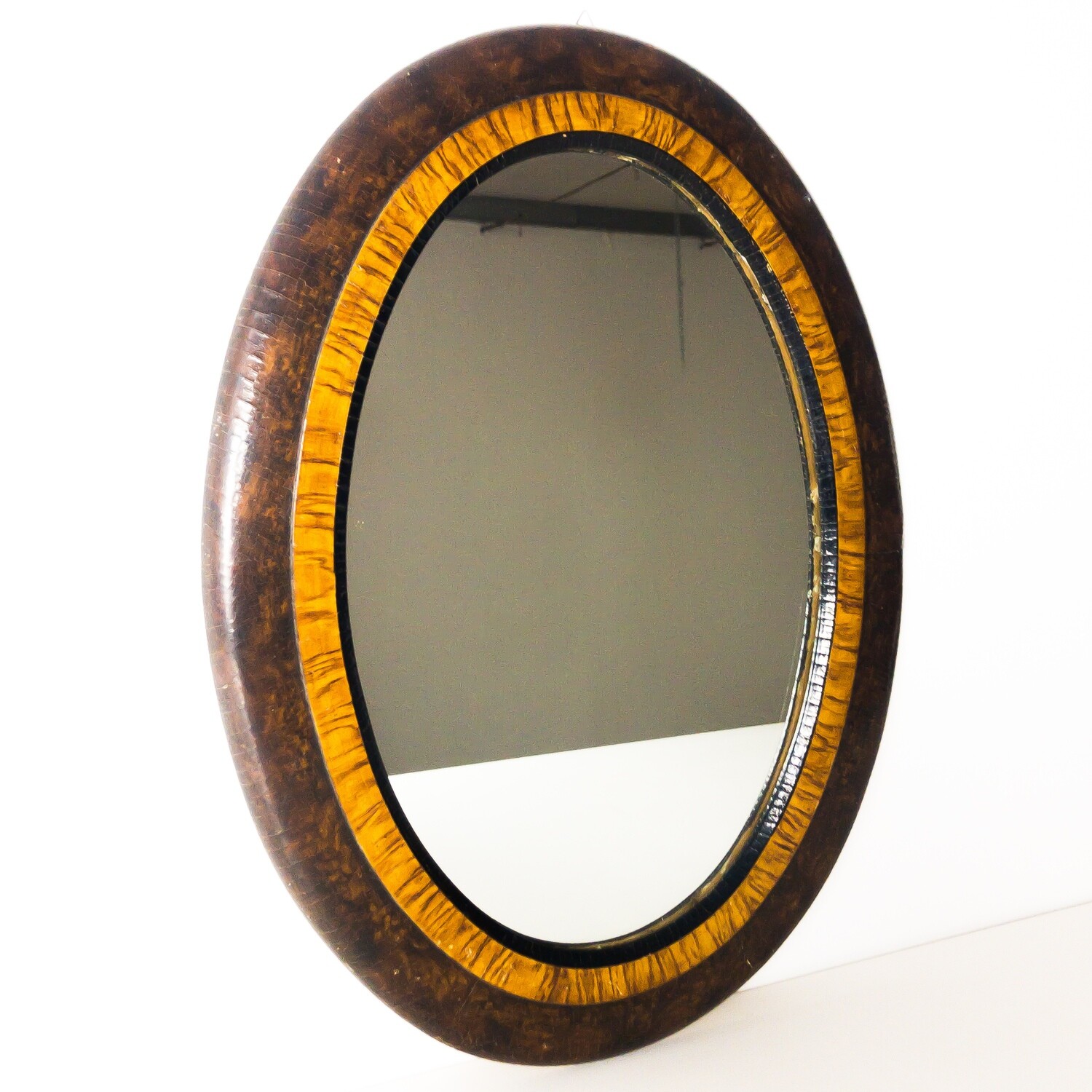 Specchio ovale con cornice in radica in stile art decò