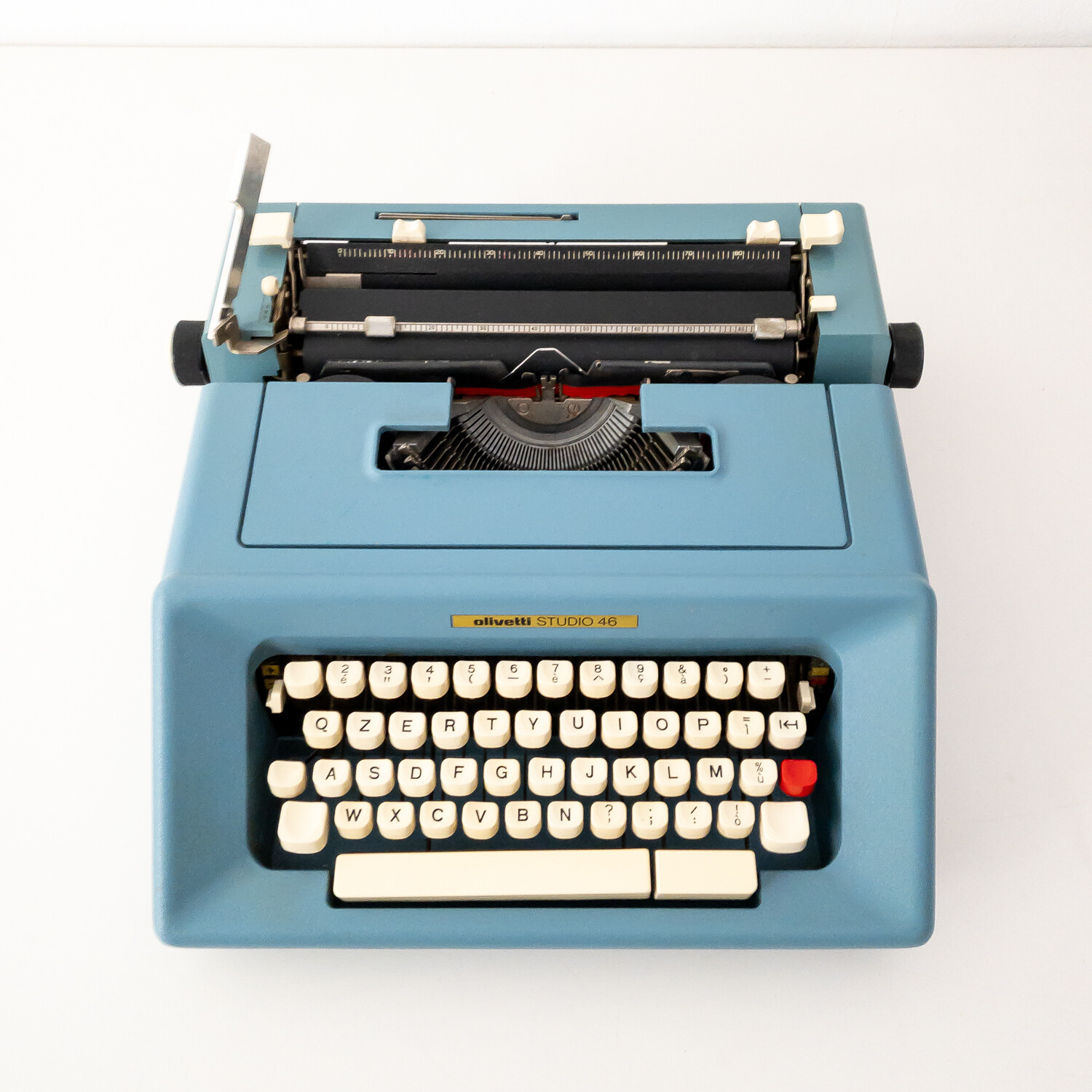 Macchina da scrivere Olivetti Studio 46