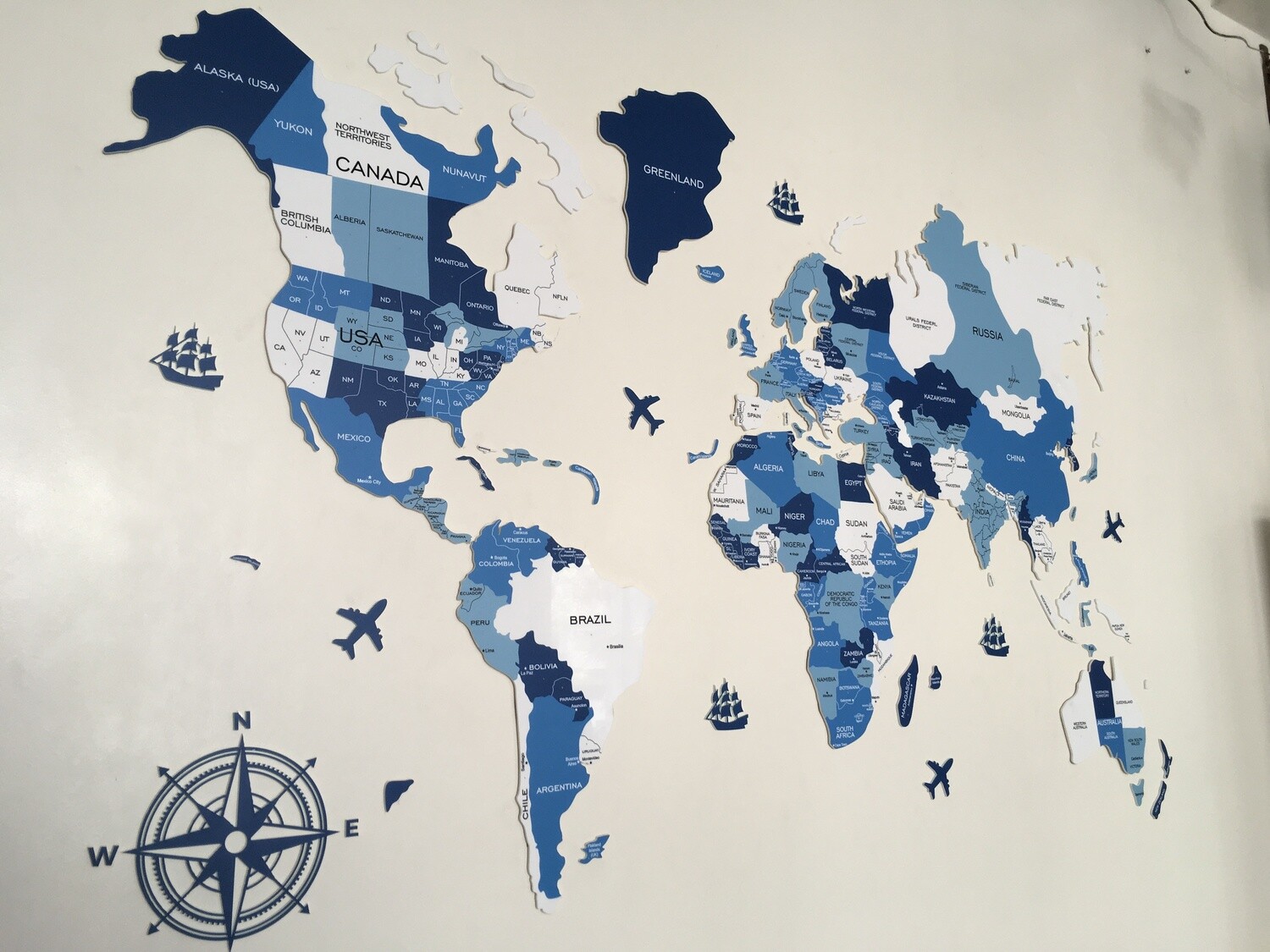 2D COLOUR [SHADES OF BLUE] WORLD MAP - WALL DECOR