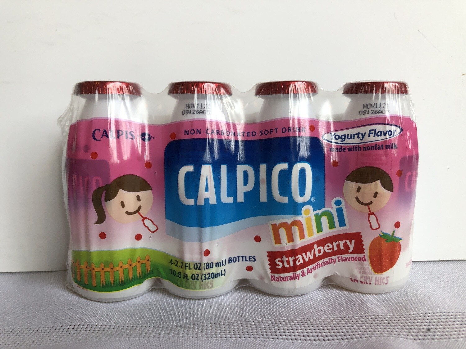 Calpico Mini Strawberry 80ml x4
