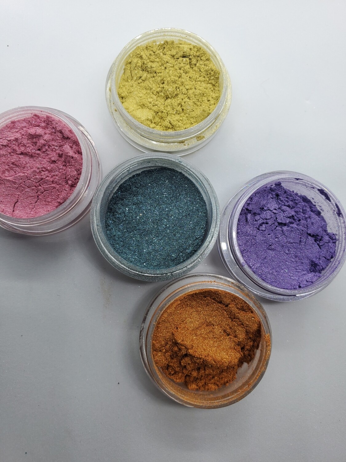 Magic pigment collection