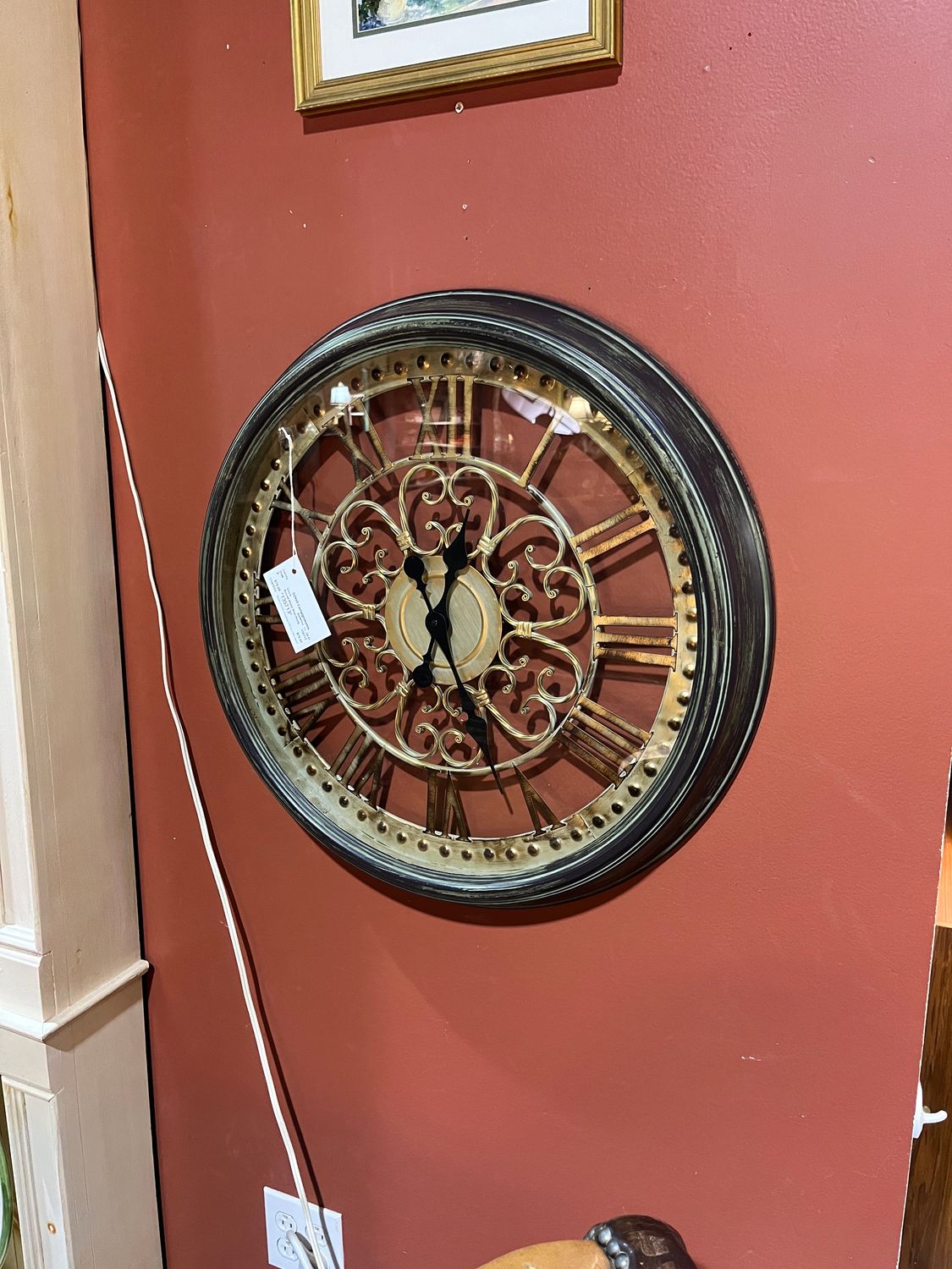 Round Metal Wall-hung Clock
