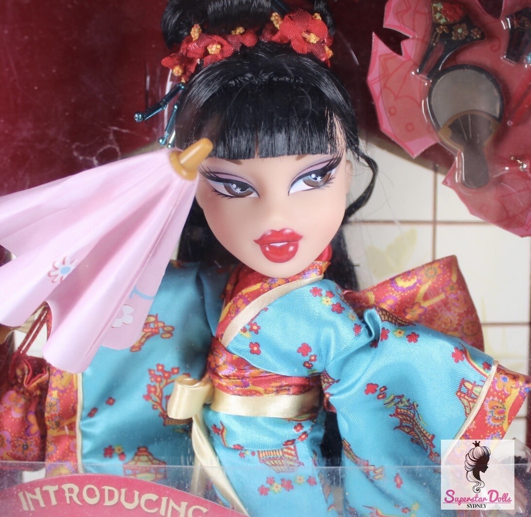Bratz World Collector's Edition: Tokyo Japan Kumi Doll