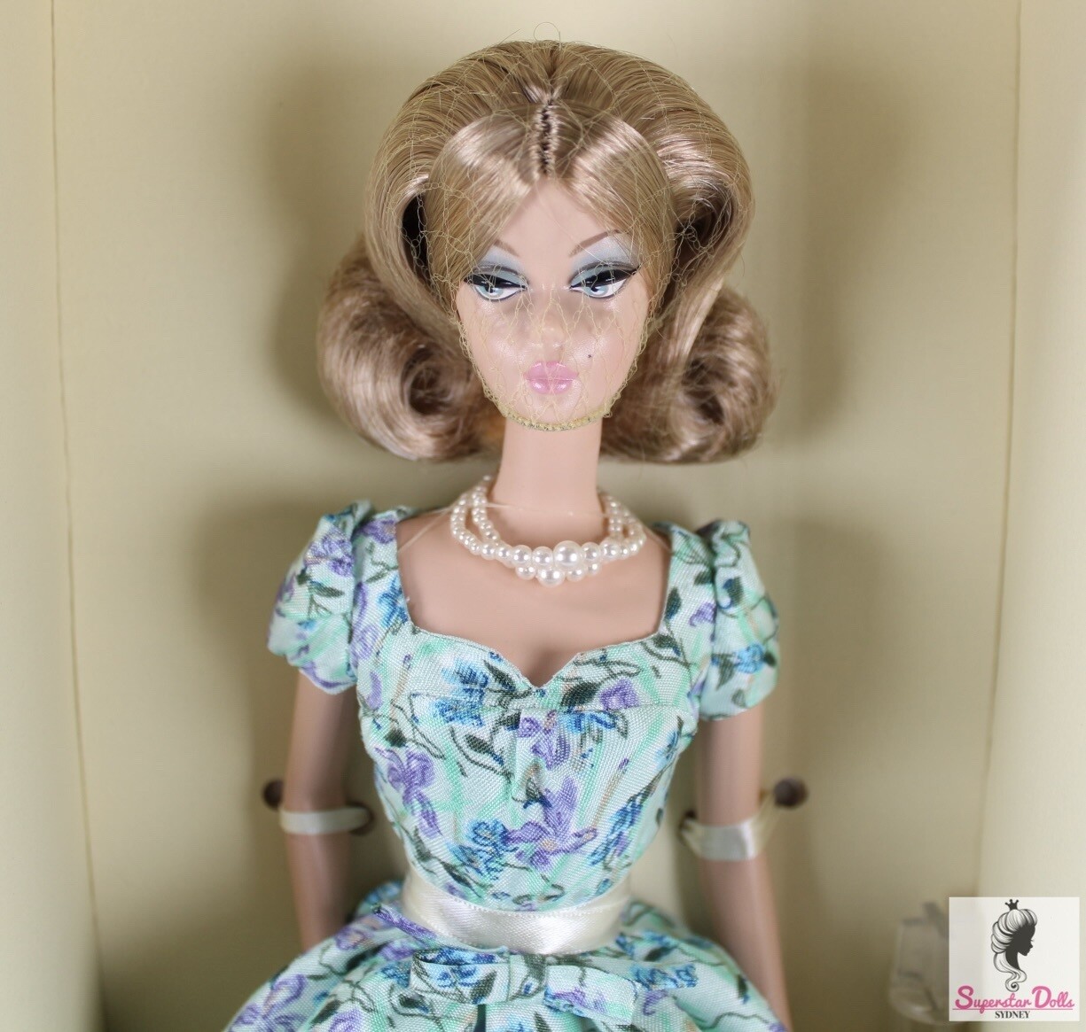 2007 Gold Label: "Market Day" Silkstone Barbie Doll From The Barbie ...