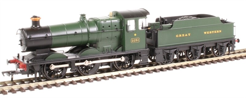 Bachmann Class 2251 0-6-0 Collett Goods 2251 in GWR green with ...