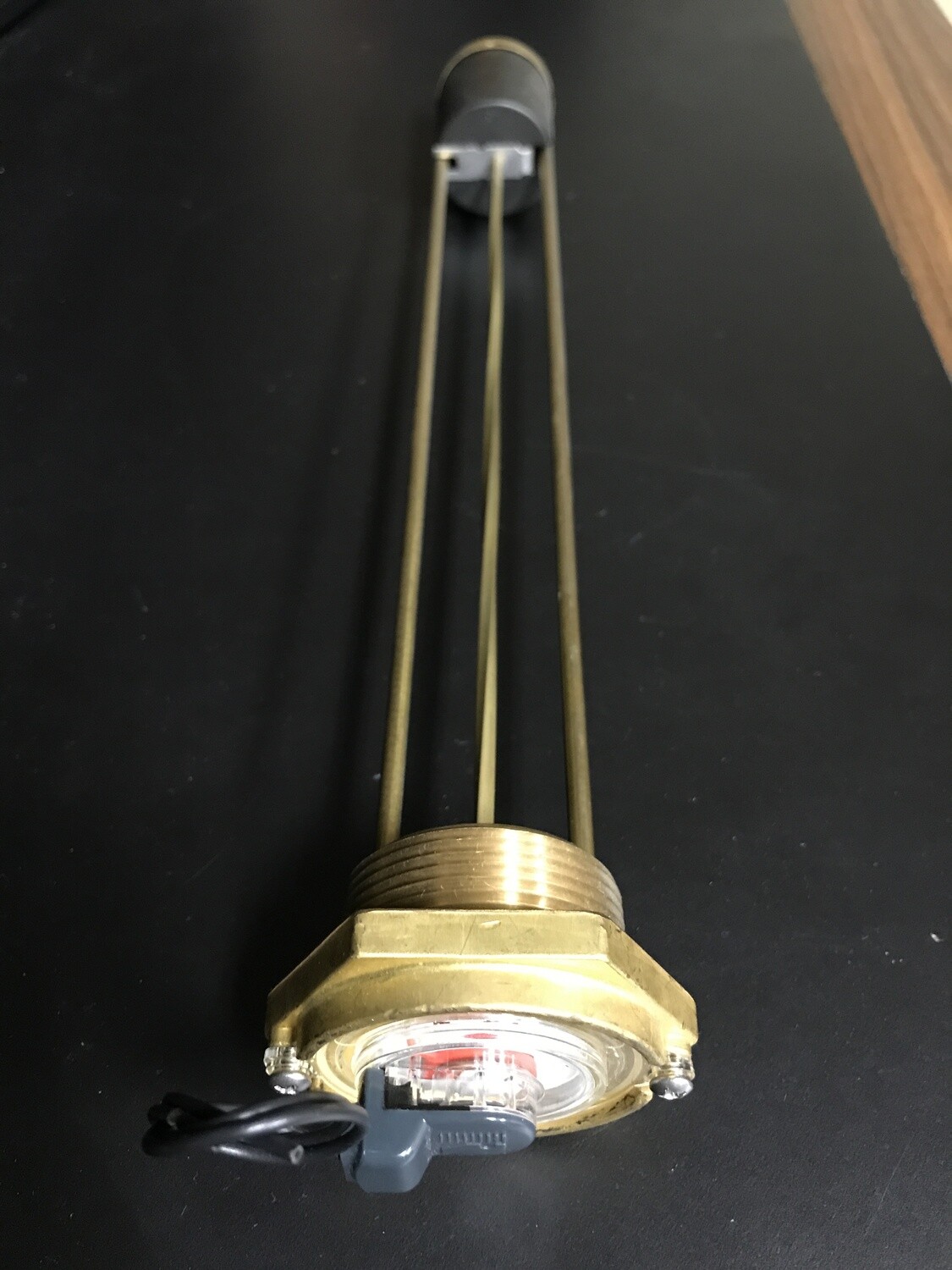 Rochester 8240-01169 Spiral Gauge - 1 1/2" MPT x 27" length