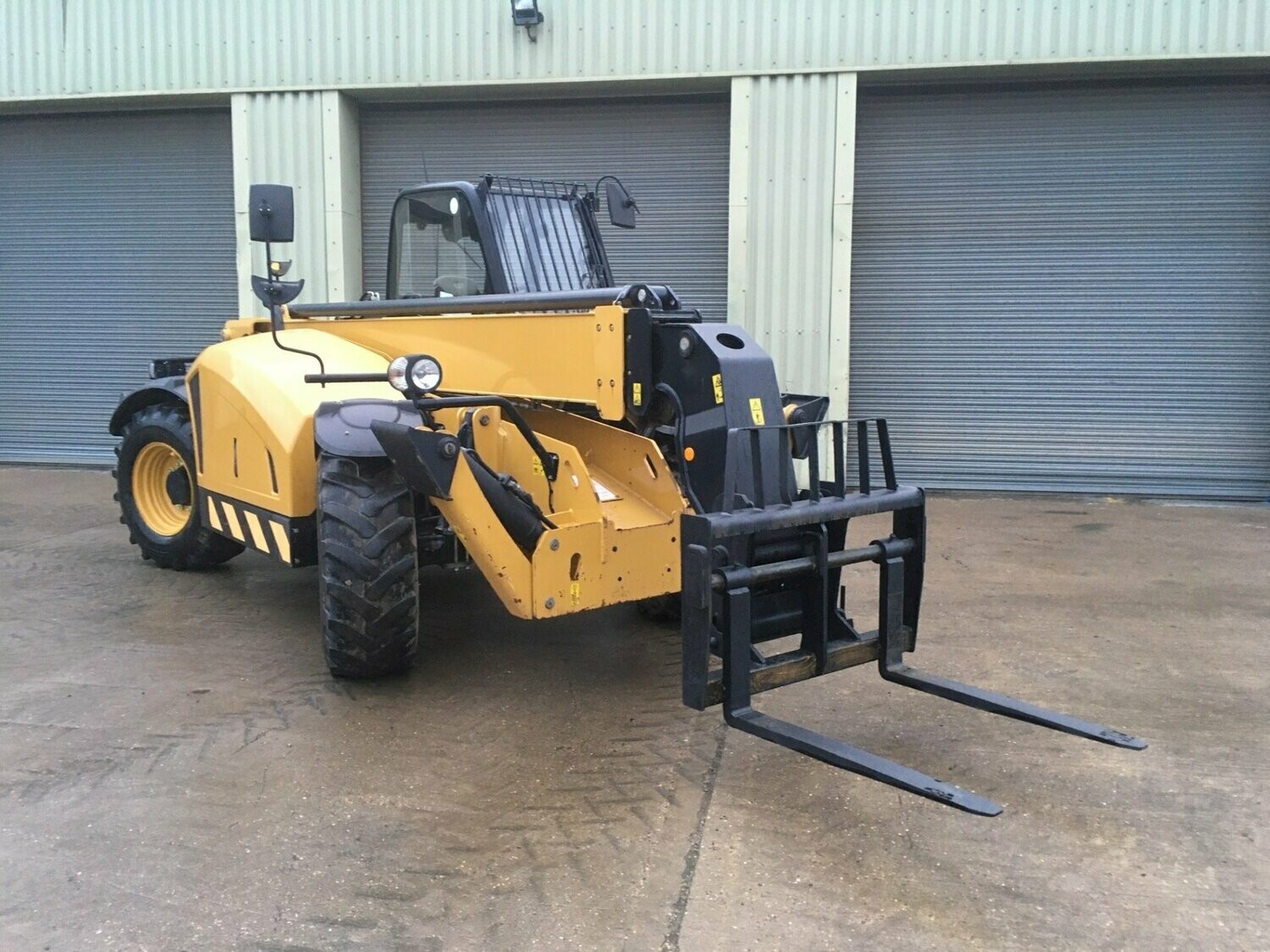 Caterpillar TH414 GC 4x4 Telehandler - £34,750.00 (Ex VAT)