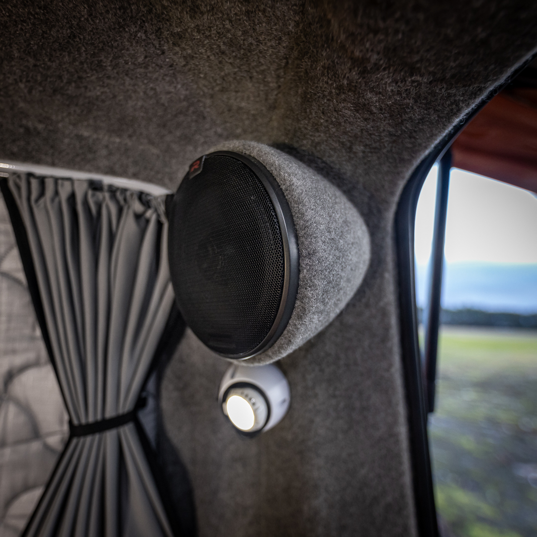 VW T5/T6/6.1 Rear speaker pods