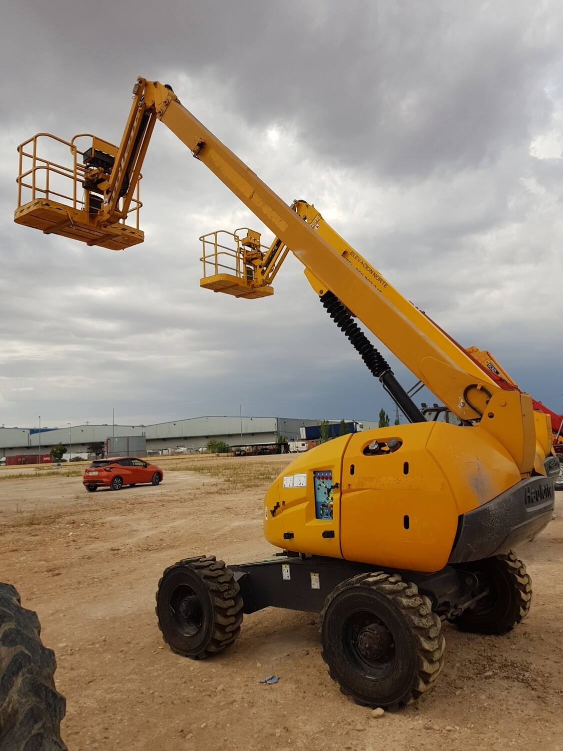 Plataforma elevadora telescopica HAULOTTE HA16TPX 16 m