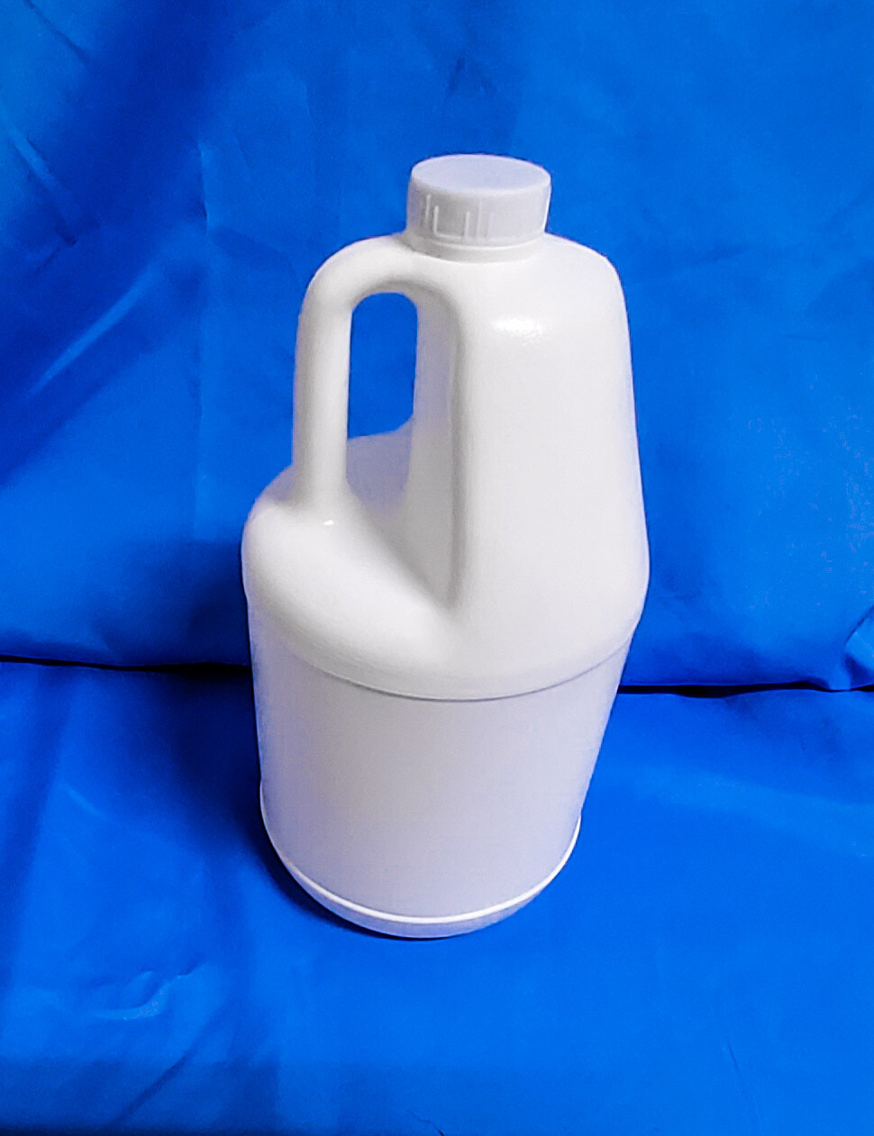 White Round Industrial Gallon 3.78 liter | Store - Amistad Plastics and ...