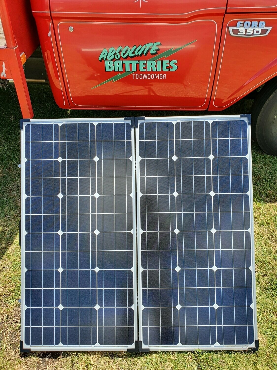 Symmetry SW-FM160W Portable Folding Solar Kit