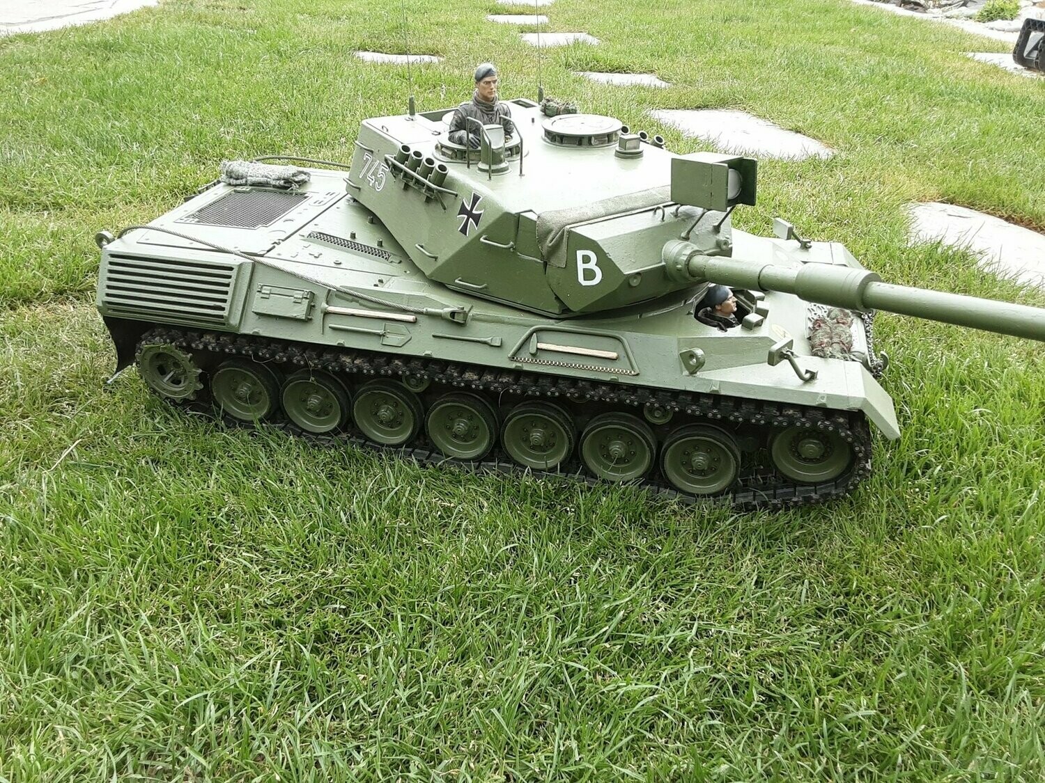 Leopard 1A4 in Teilen