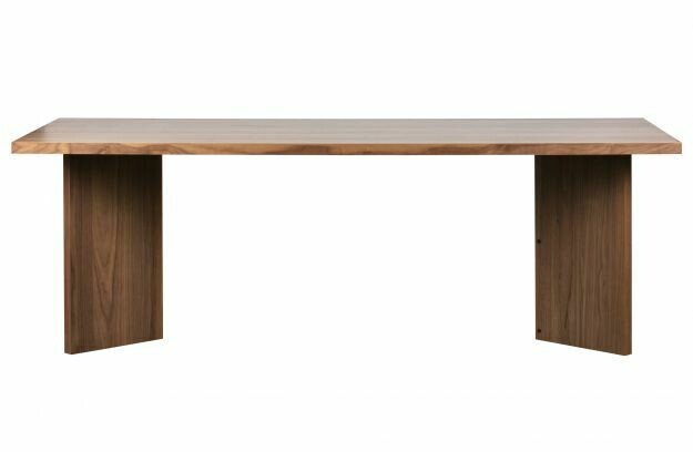 Angle dining table