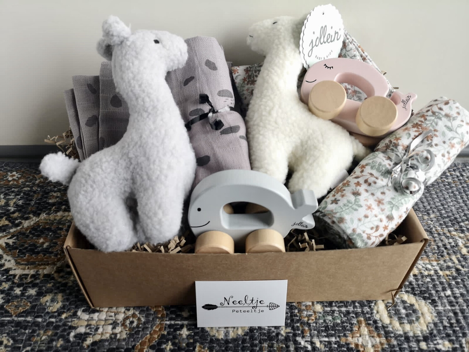 Cadeaubox / kraamcadeau / cadeau-doosje Tweeling