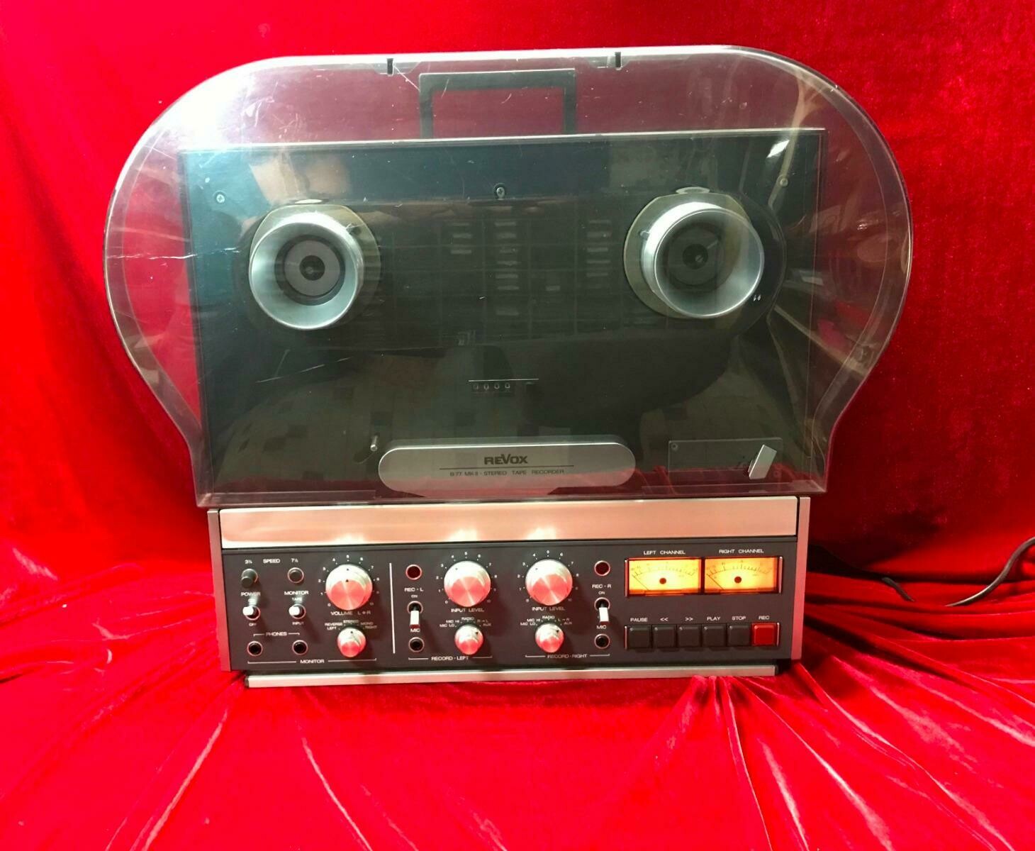 Magnétophone à bande REVOX B77 4pistes