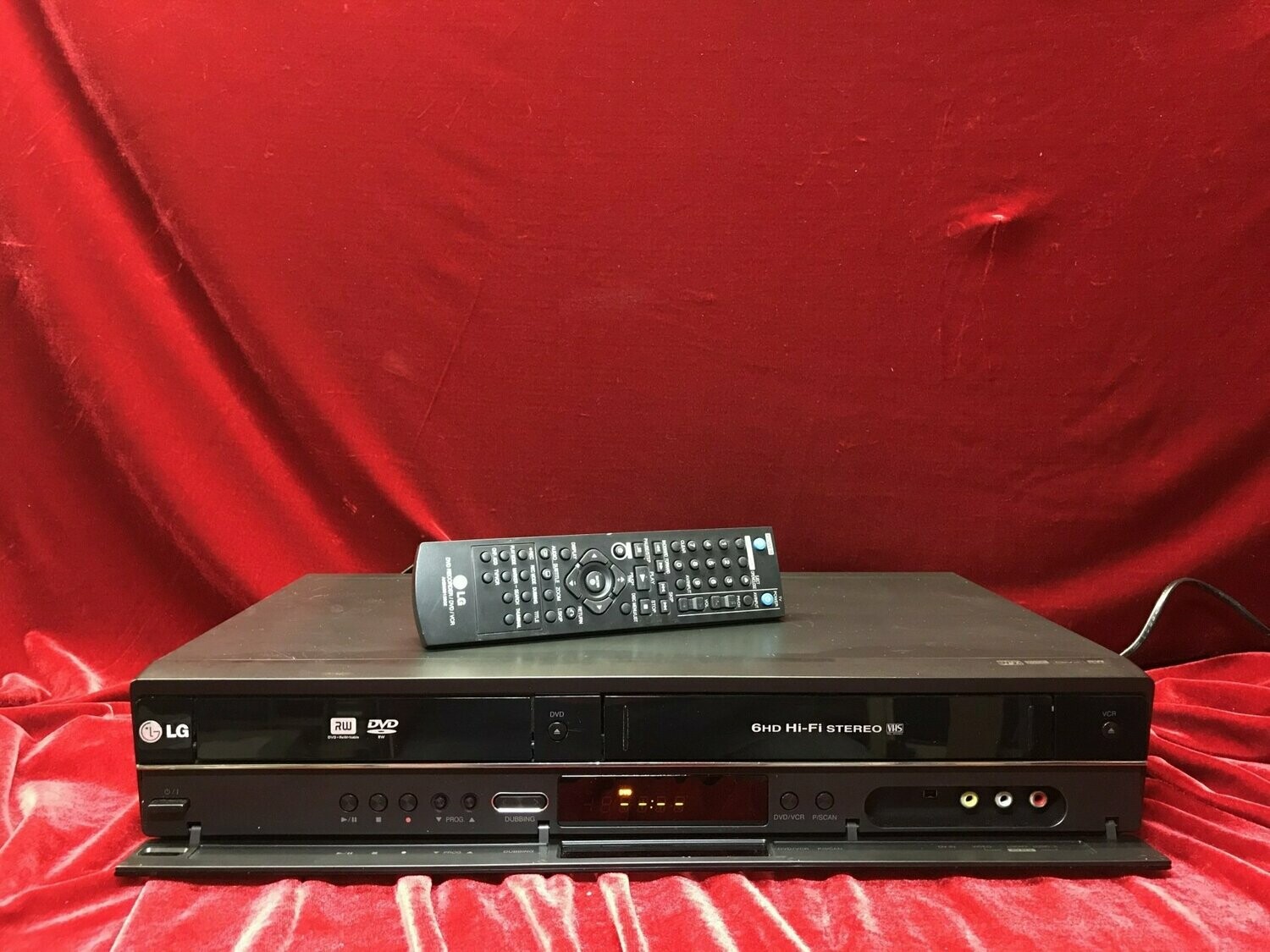 Combiné LG DVD / VHS RC388