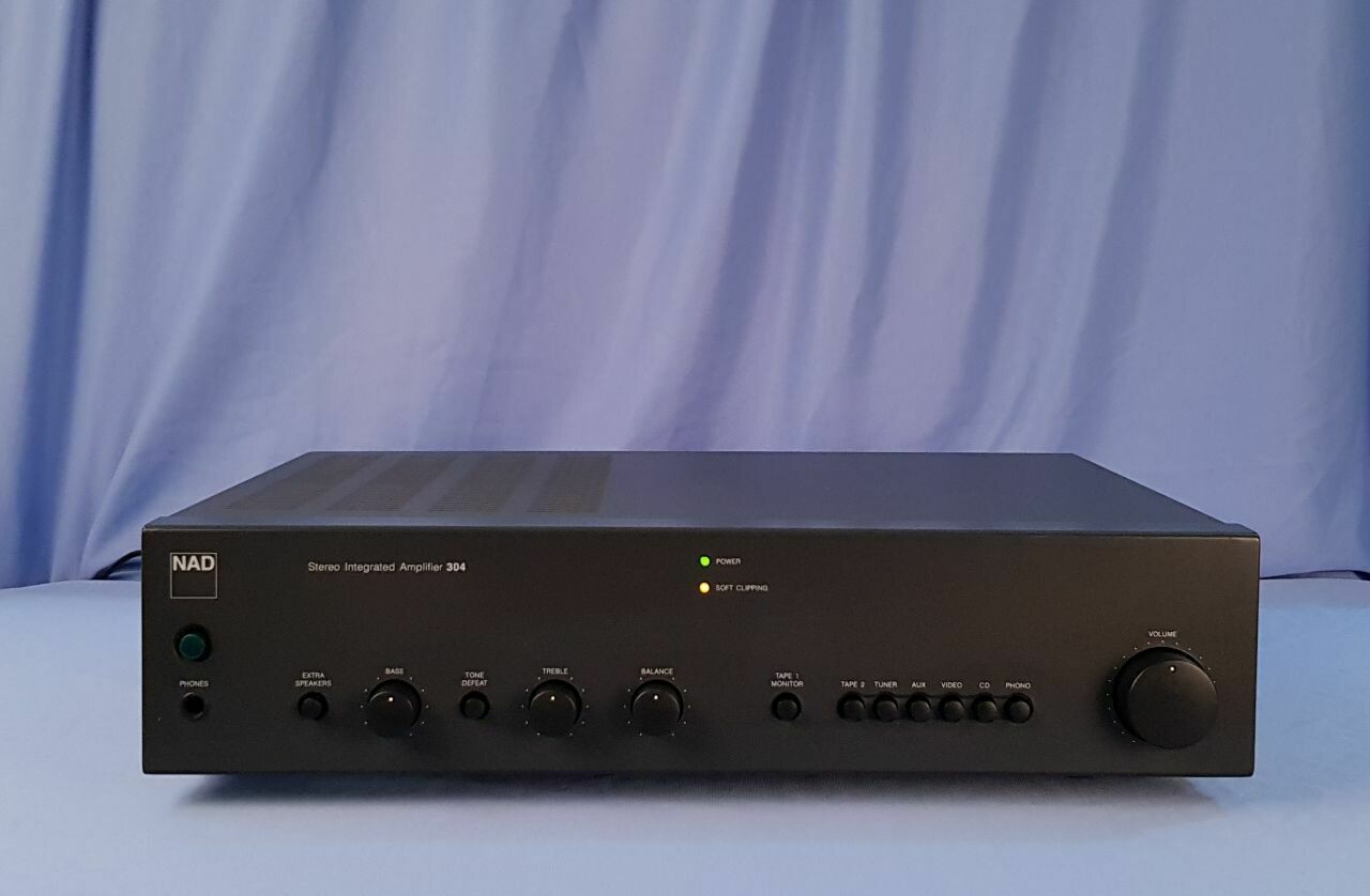 Amplificateur NAD 304