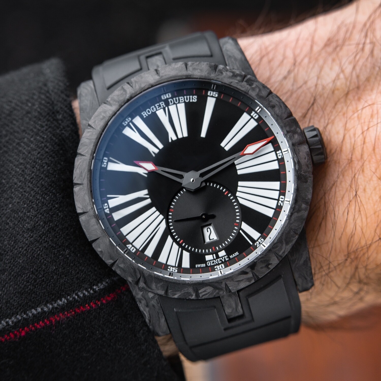 Roger Dubuis Excalibur DBEX0510 Black Carbon Rubber Strap Automatic Set