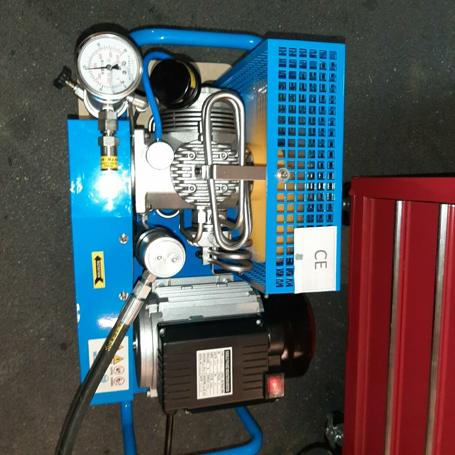 Compressor 300 bar