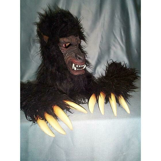masque et main loup garou