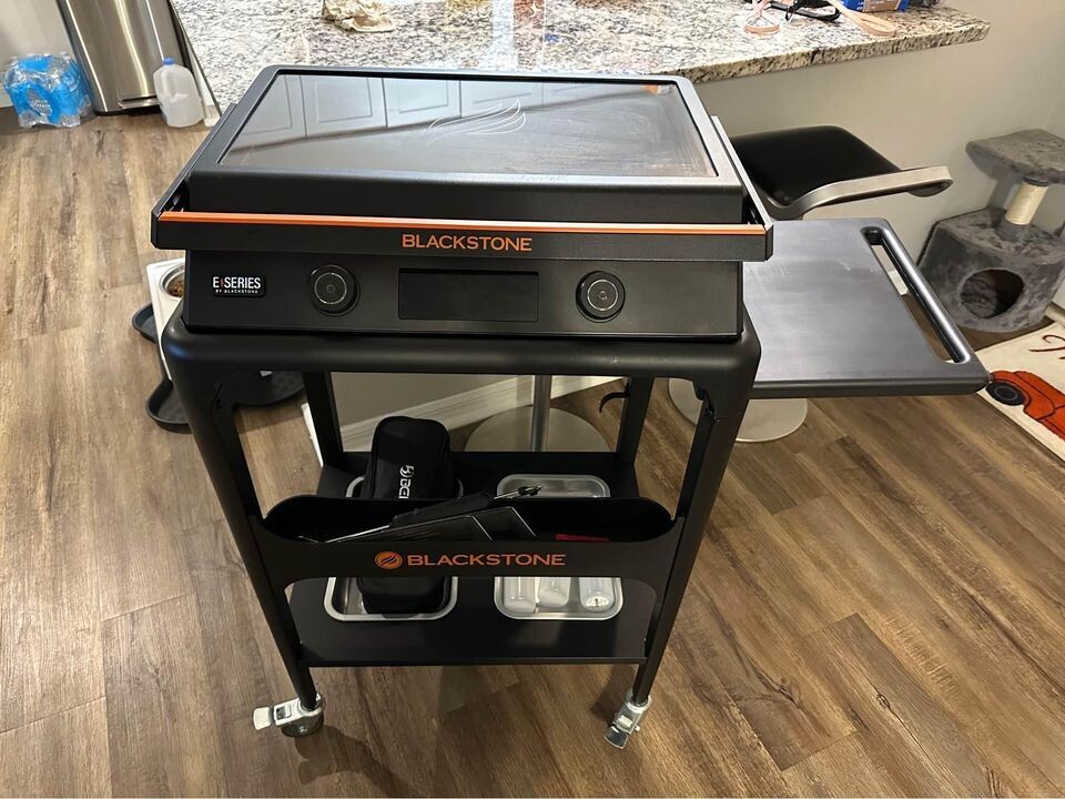 22" Electric Tabletop Griddle w/ Prep Cart Blackstone E-Series BBQ ...