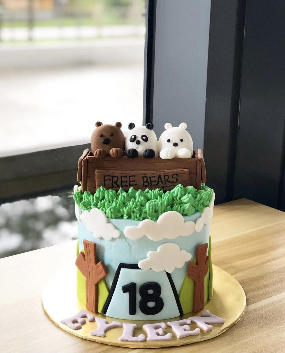 Bare Bears Cake