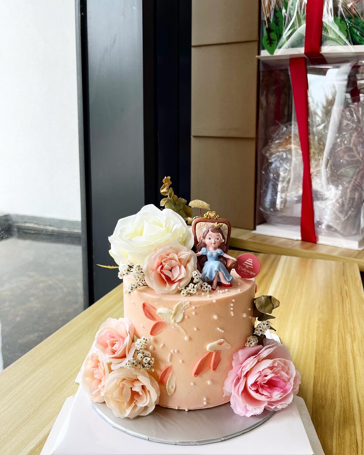 Fabulous Woman Lady Pearl Cake