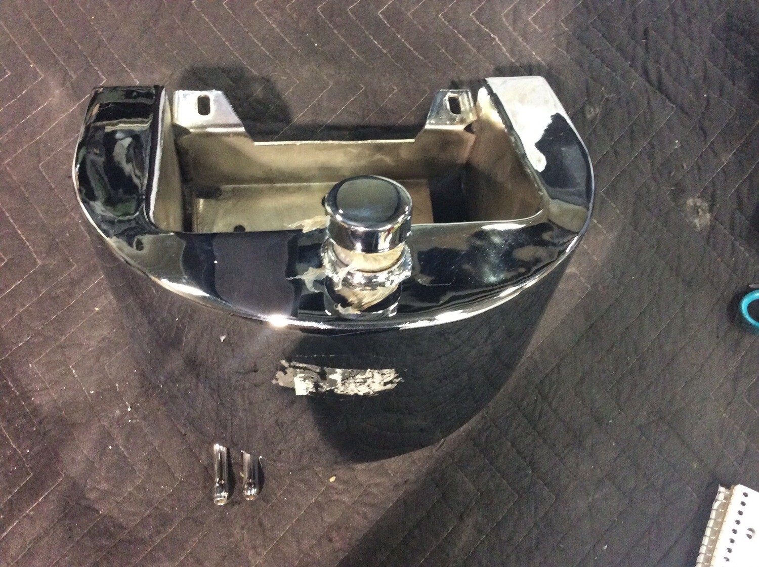 86-99 SOFTAIL OIL TANK WITH CENTRE FILL