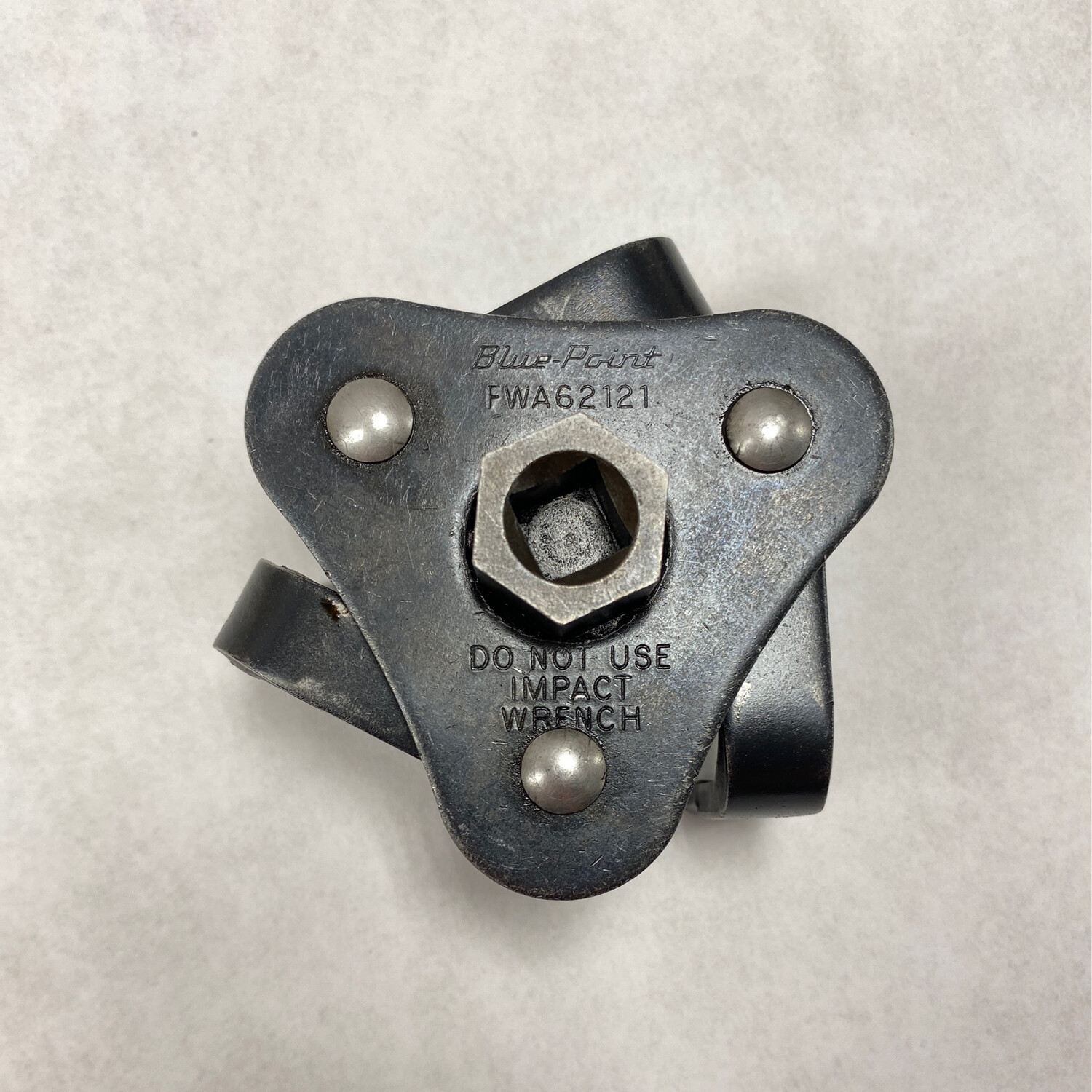 Blue Point Adjustable 3 Jaw Oil Filter wrench, FWA62121 - Shop - Tool ...