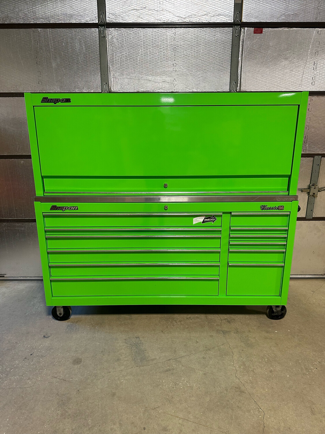 Snap On Classic Triple Bay with Hutch, KRA2432PJJ1 - Shop - Tool Swapper