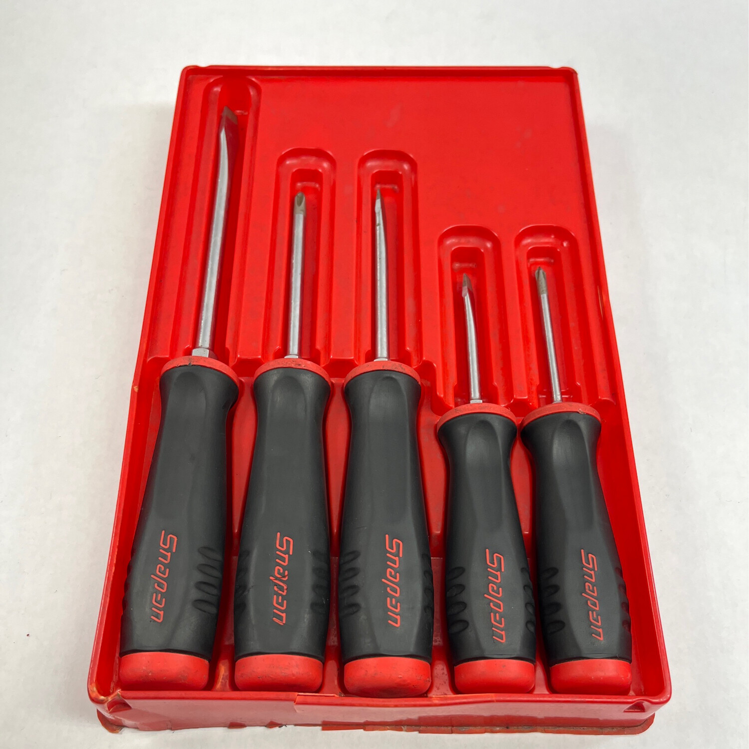 Snap On 5 Pc. Phillips & Flat Head Soft Grip Screwdriver Set - Shop - Tool Swapper
