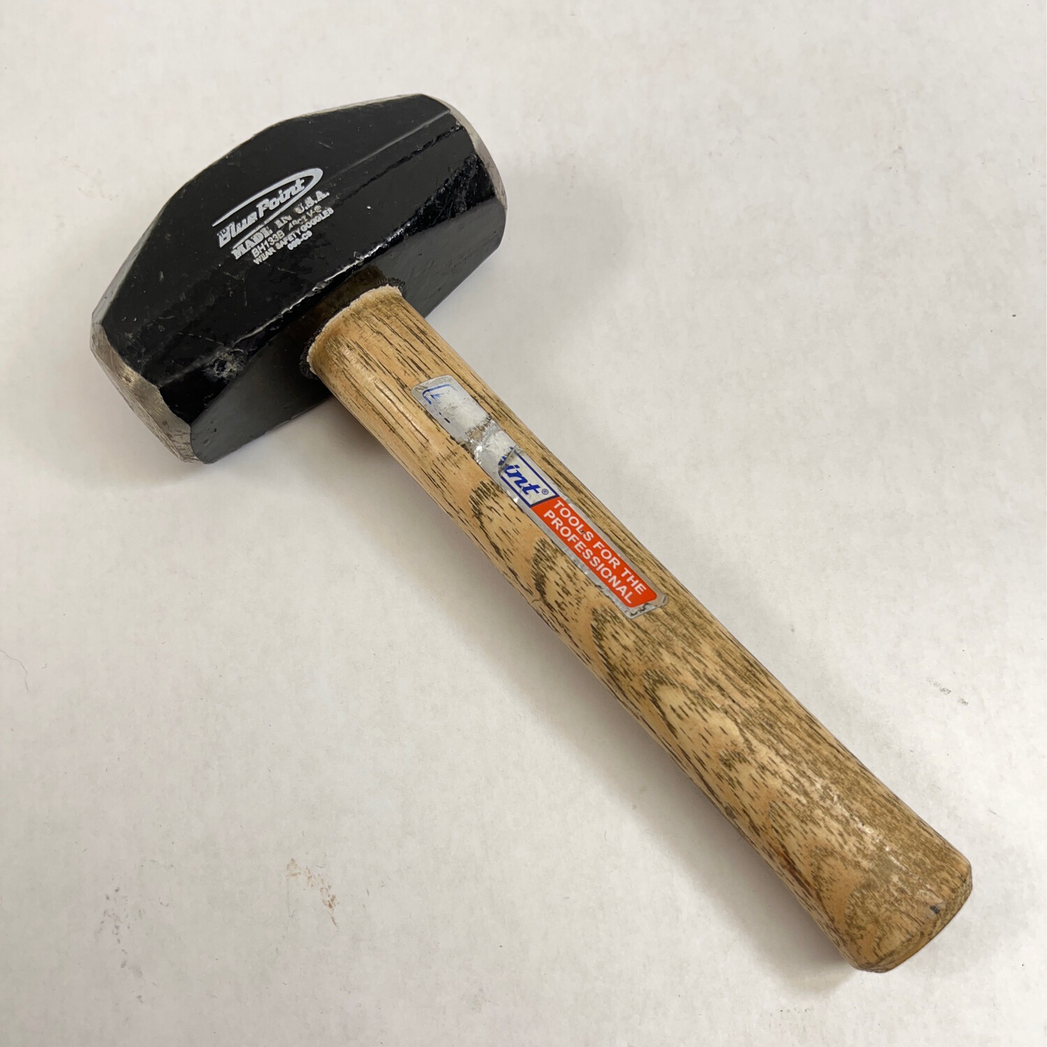 Blue Point Heavy-Duty 48-Ounce Hand Drilling Hickory Hammer, BH133B ...