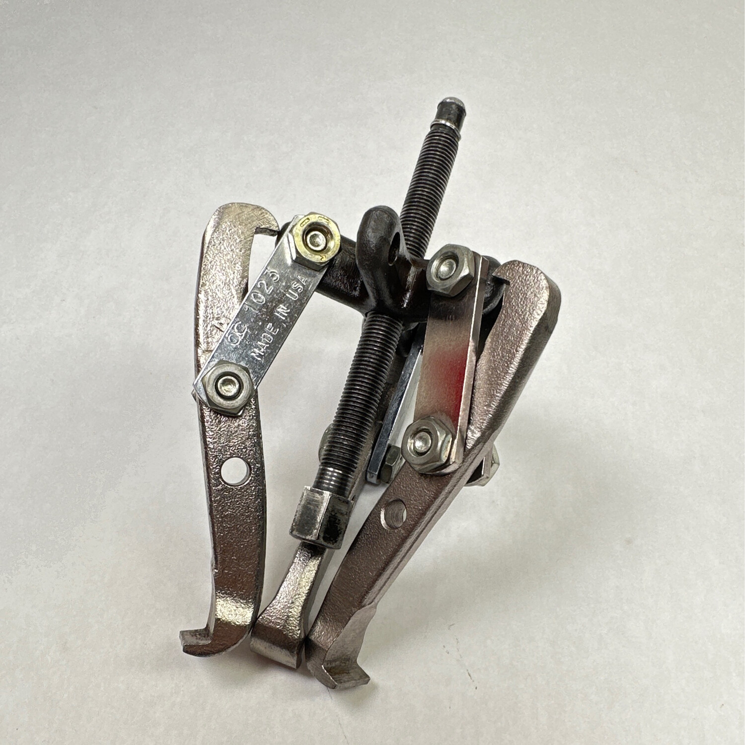 OTC 2 Ton Grip-O-Matic Puller, 1023 - Shop - Tool Swapper