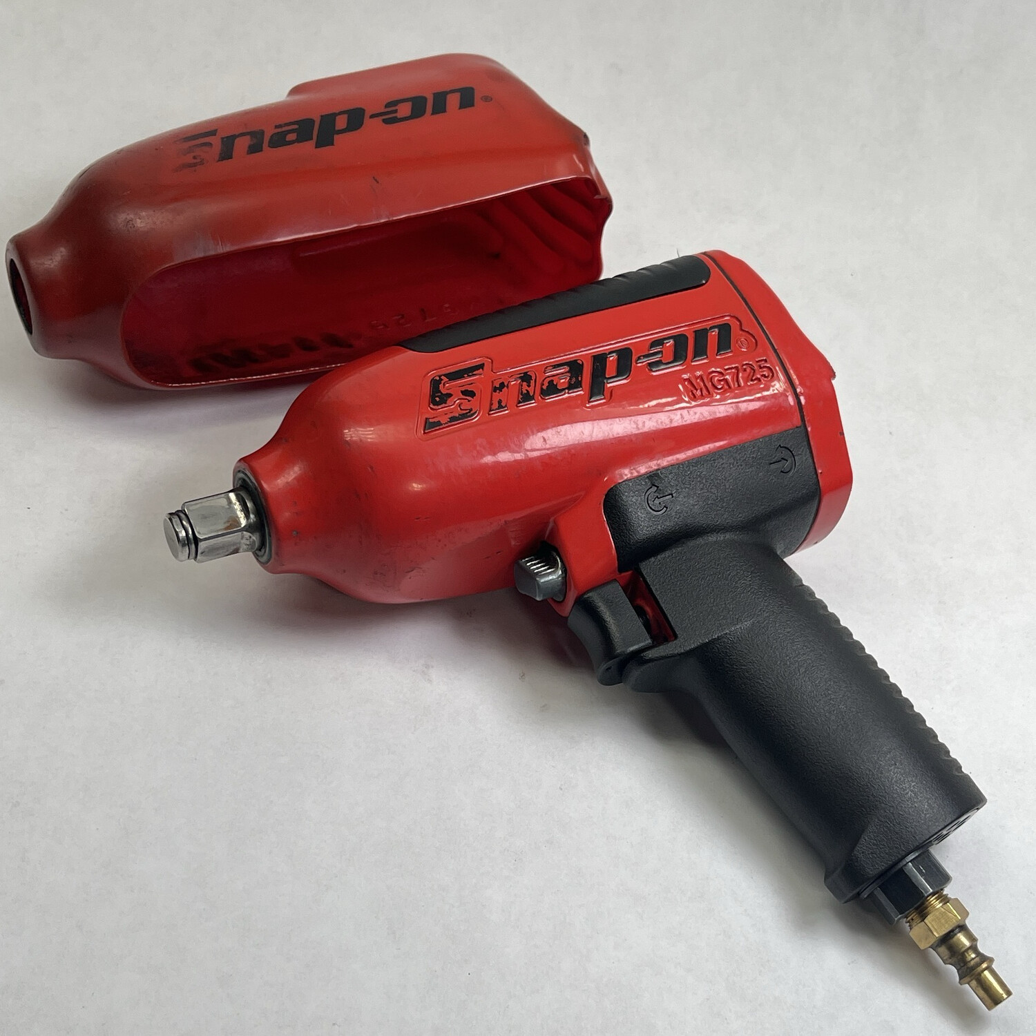 Snap On 1/2" Drive Heavy-Duty Air Impact Wrench (Red), MG725 - Shop - Tool Swapper