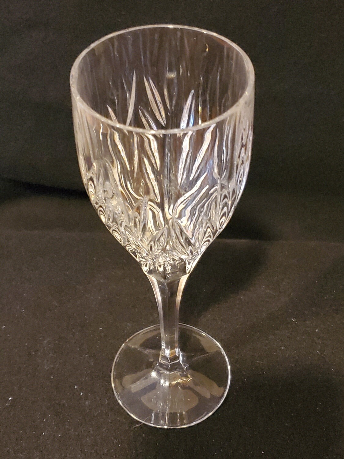 Gorham Crystal, Star Blossom, Wine Glass 8 1/8"