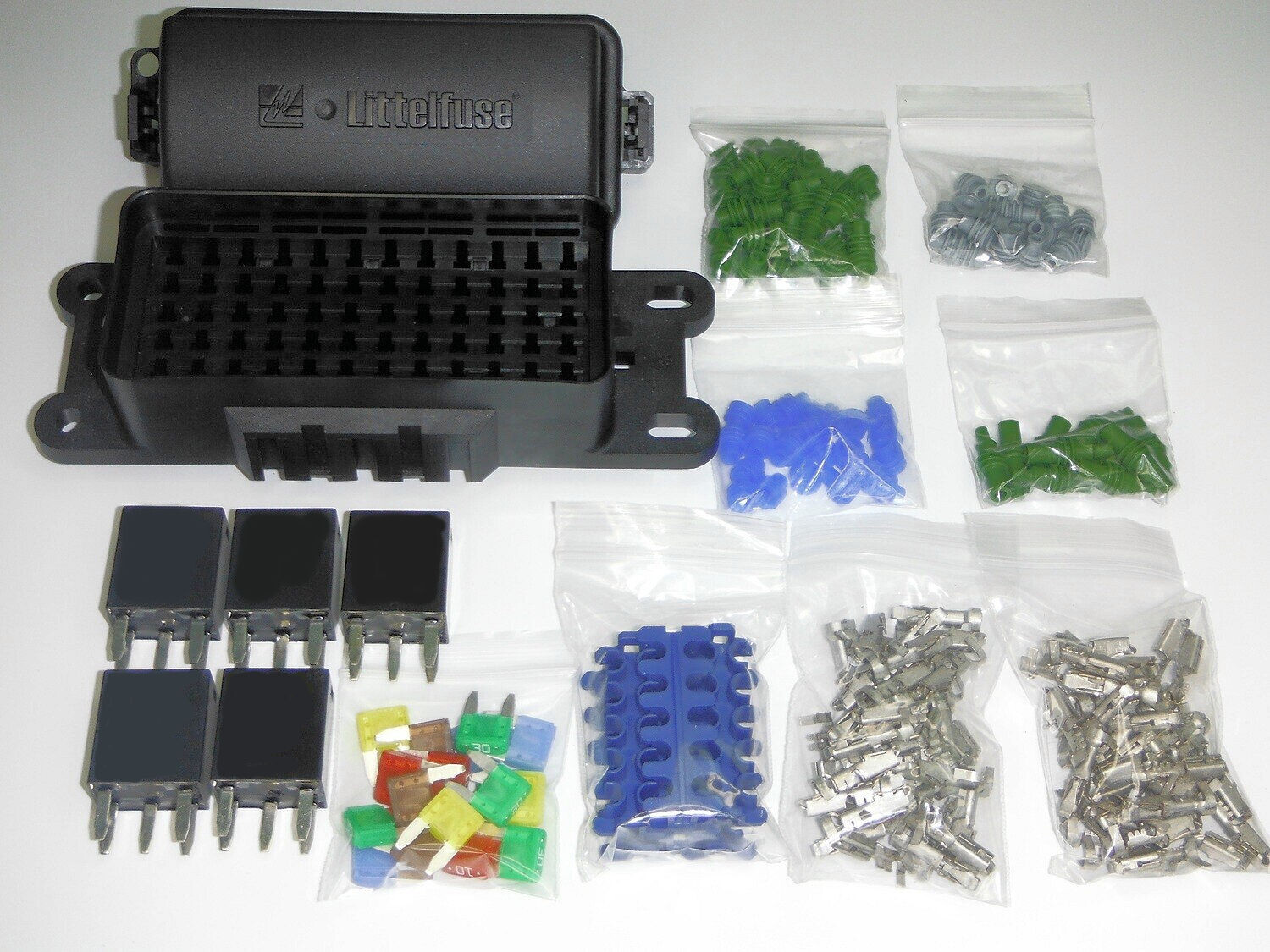 DIY Waterproof Relay/Fuse Center with Relays and Fuses