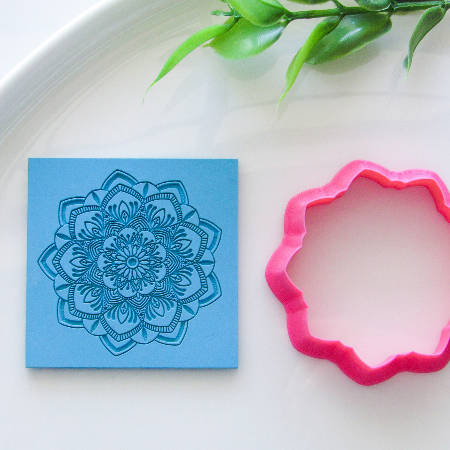 Textured Rubber Mat and Cutter Set. Mandala (NCM#01)