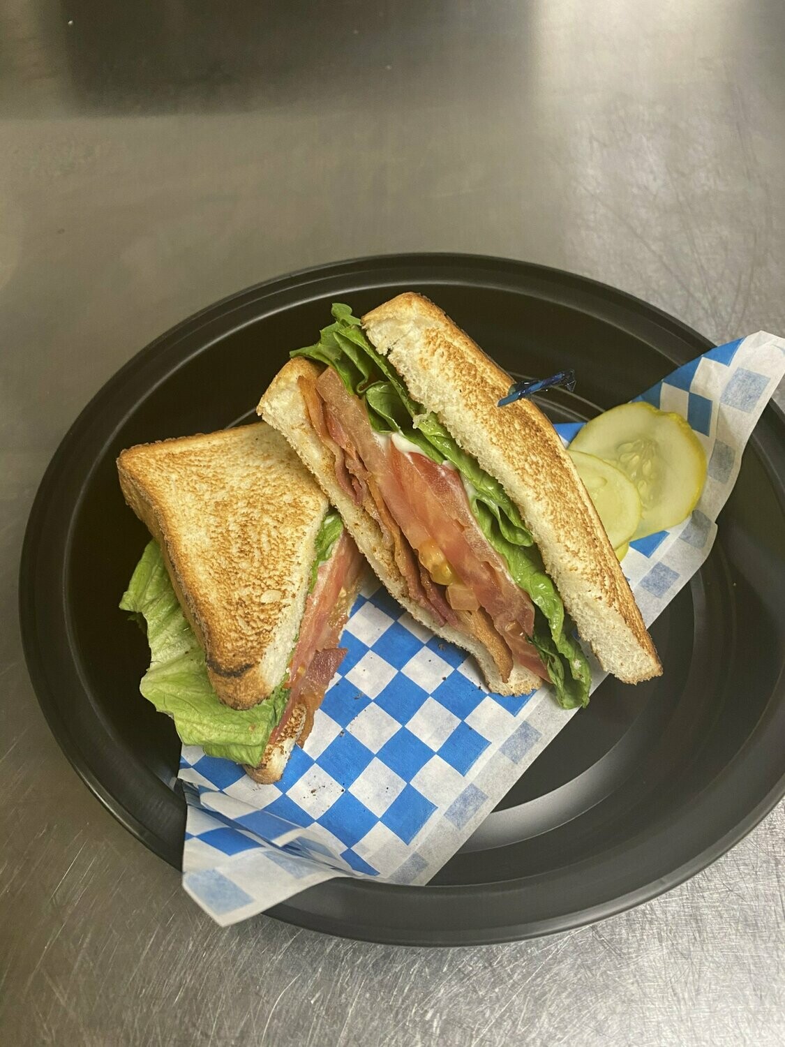 BLT (Bacon, lettuce, tomato)
