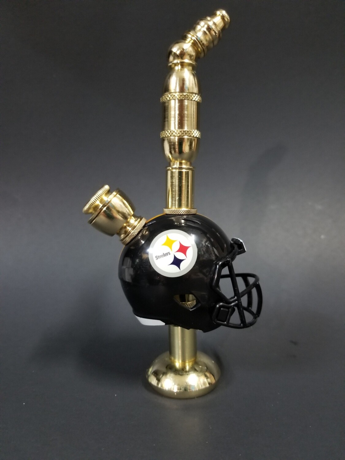 PITTSBURGH STEELERS NFL FOOTBALL HELMET STAND ALONE SMOKING PIPE