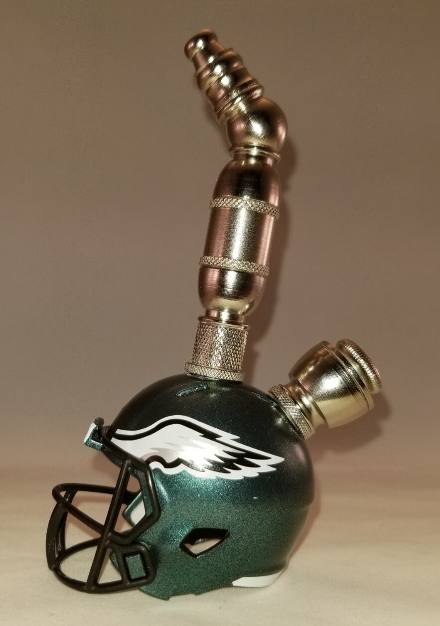 Philadelphia Eagles NFL Helmet Pipe Upright Design