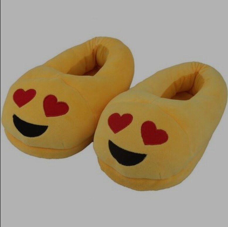 EMOJI SLIPPERS