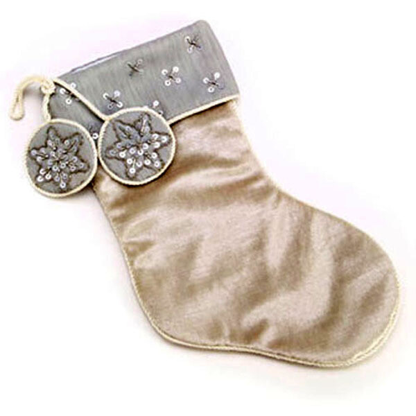 XQ228 Cream Stocking | Timeless Charm