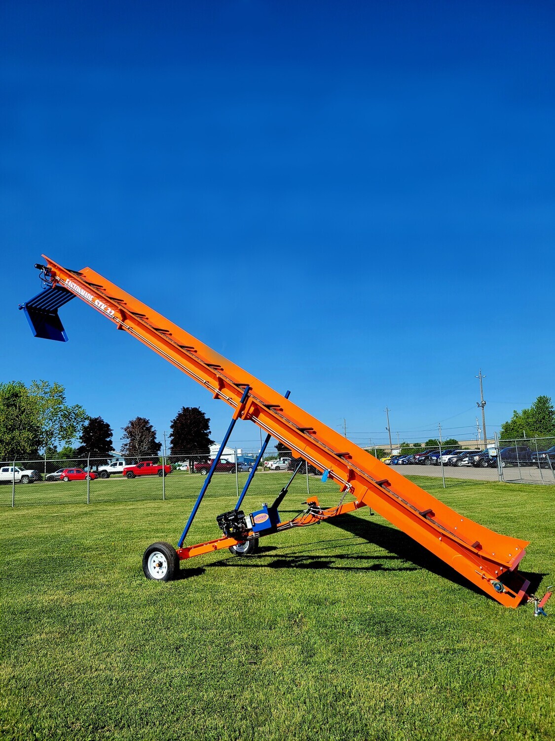 Eastonmade STK32 Firewood Conveyor